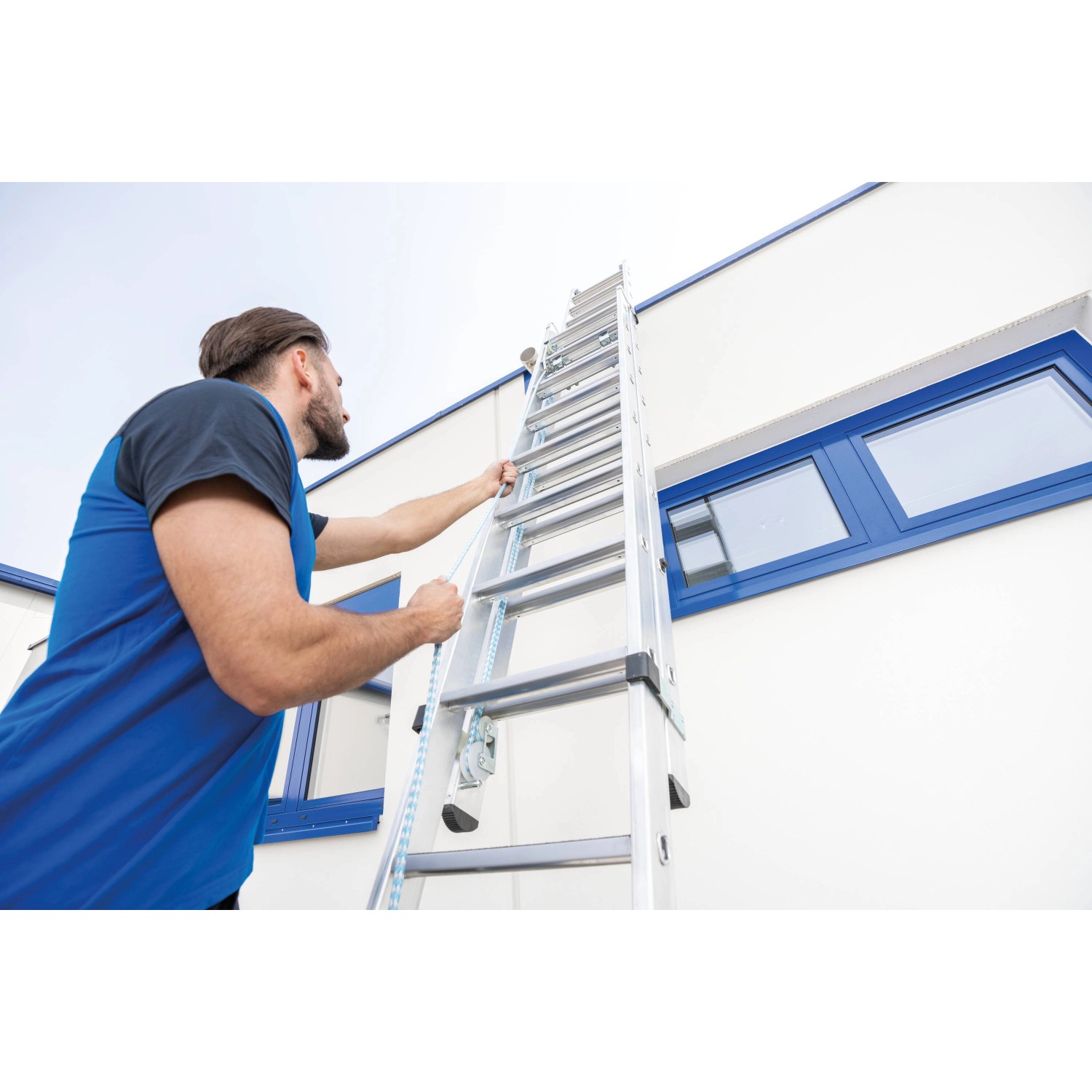 PROREGAL Stufen-Seilzugleiter 2-Teilig mit Traverse 2 x 12 Stufen ...