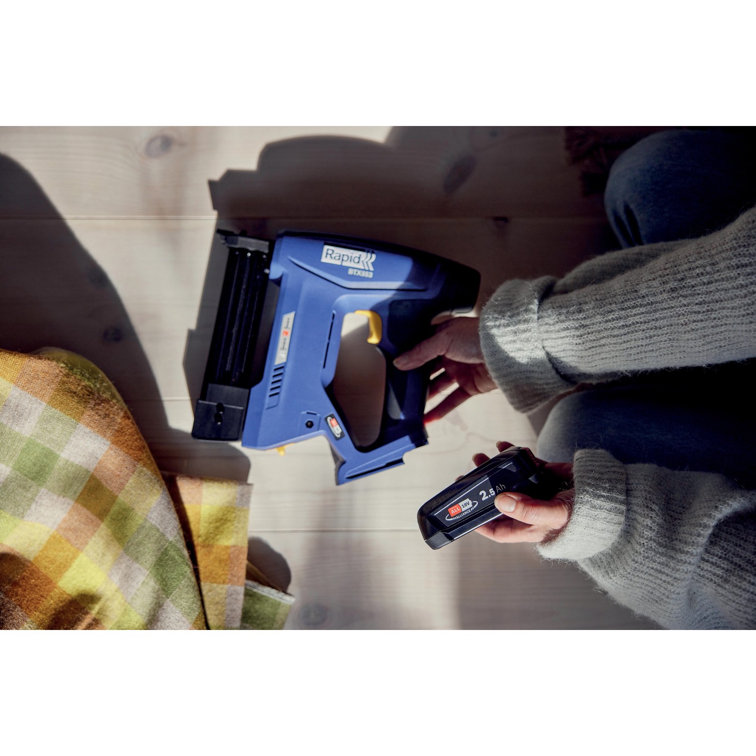 Rapid Akku-Tacker BTX553 18 V inkl. Akku und Ladegerät kaufen bei OBI