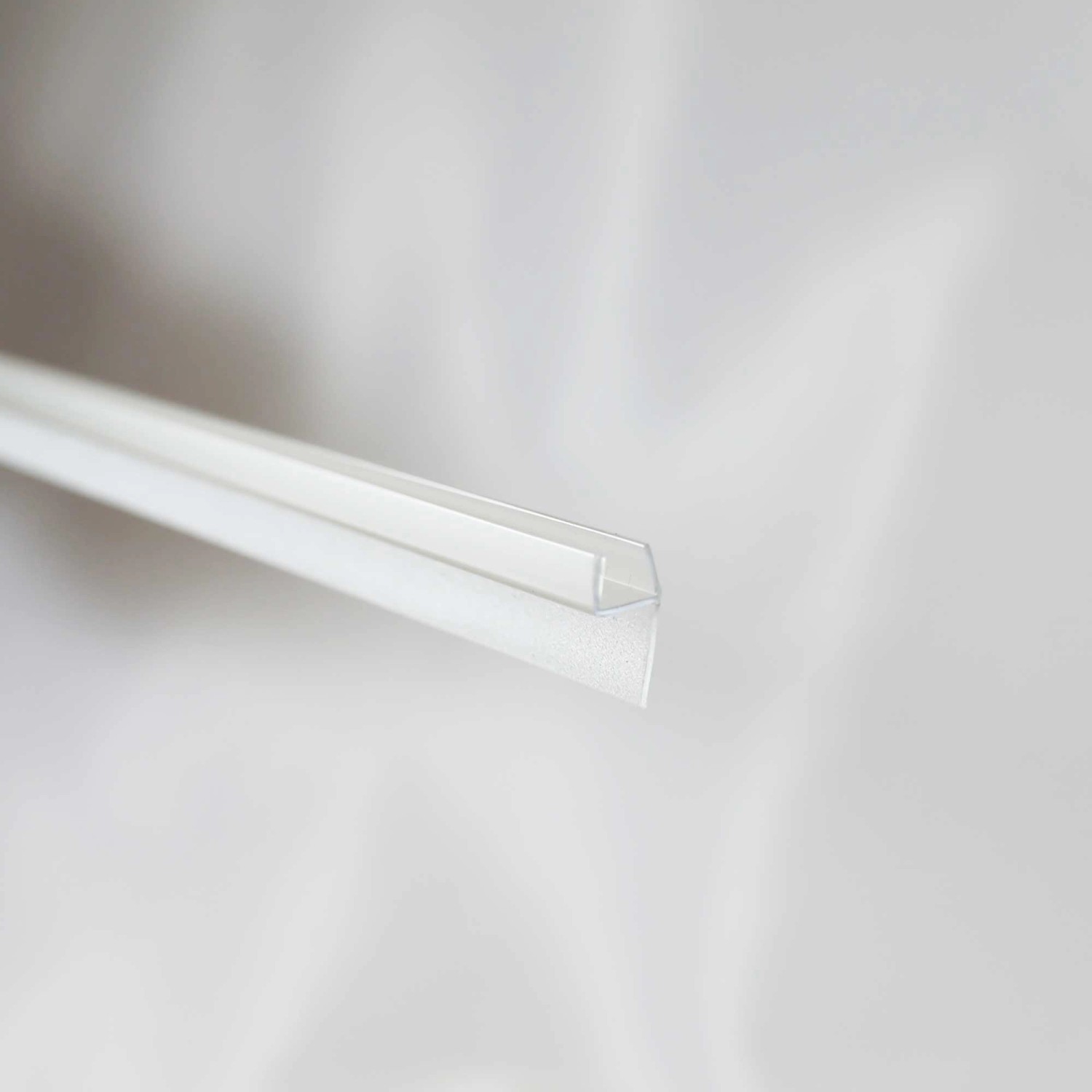 Breuer Dichtprofil Vertikal für Serie Panorama 6 mm kaufen bei OBI