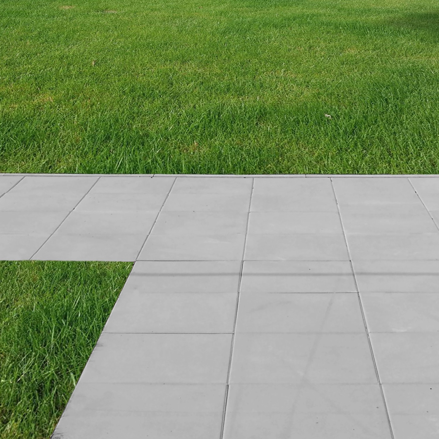 Diephaus Gehwegplatte Zementgrau 40 x 40 x 4 cm mit Fase OBI