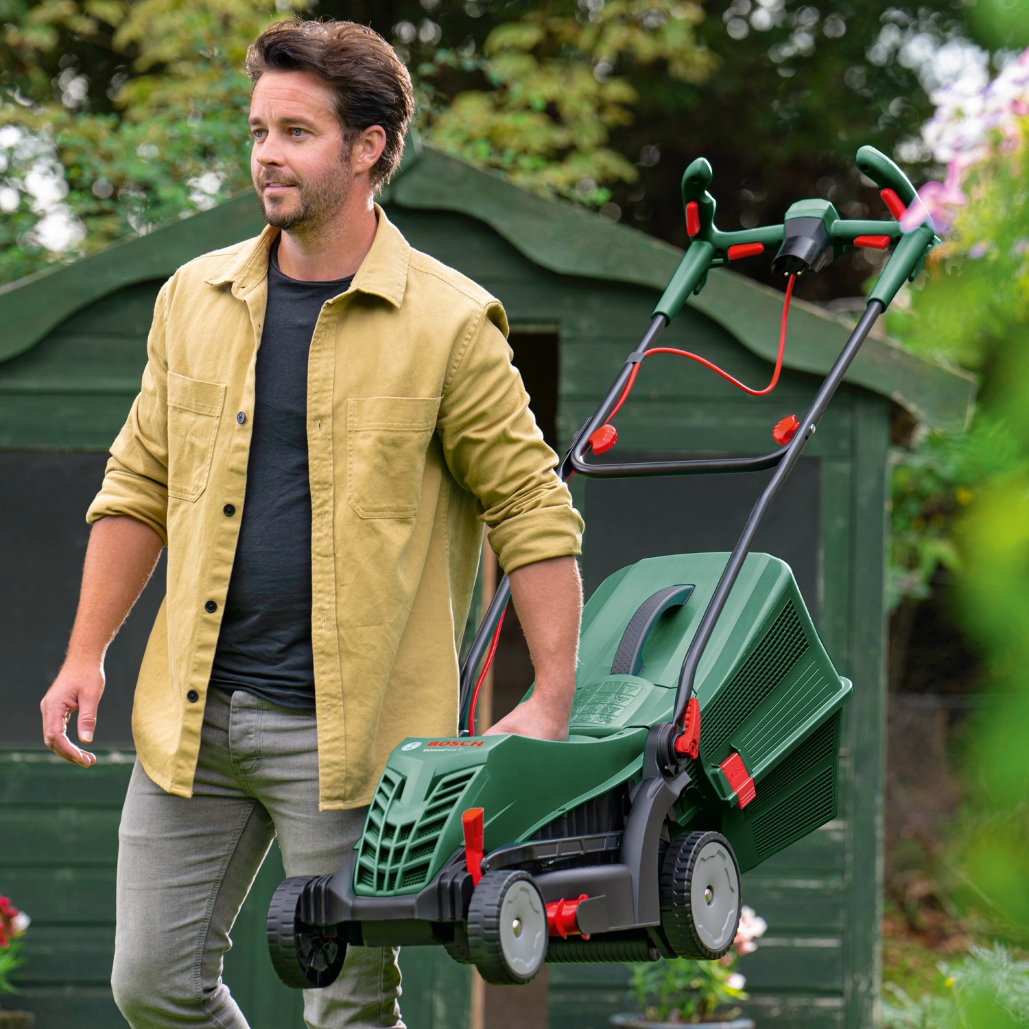 Bosch Elektrorasenmäher Universal Rotak 37-570 kaufen bei OBI