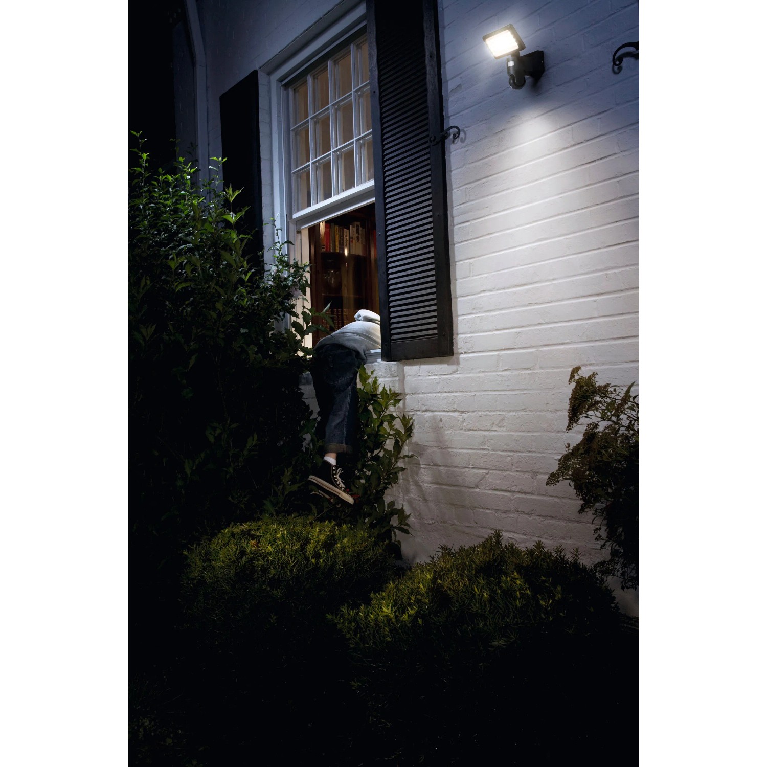 Ledvance LED-Außenleuchte Smart+ Flood Camera Control Dunkelgrau kaufen ...