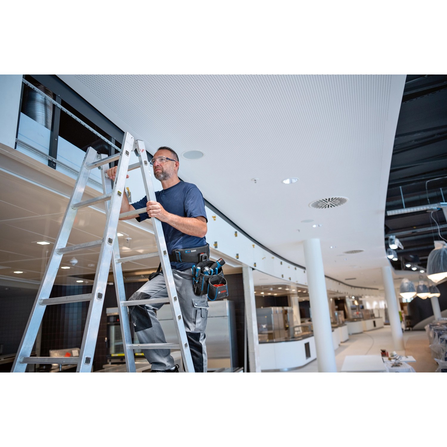 Bosch Professional Werkzeugtasche GWT 2 kaufen bei OBI