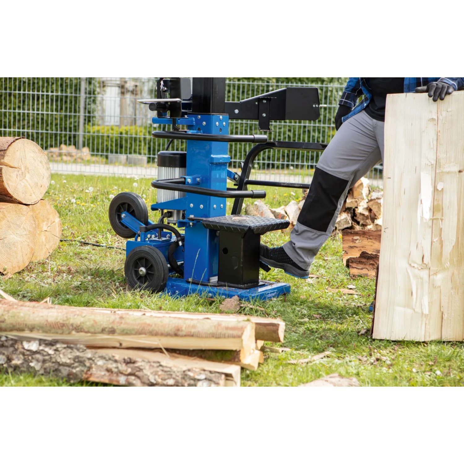 Scheppach Holzspalter Compact stehend 15 t 400 V kaufen bei OBI