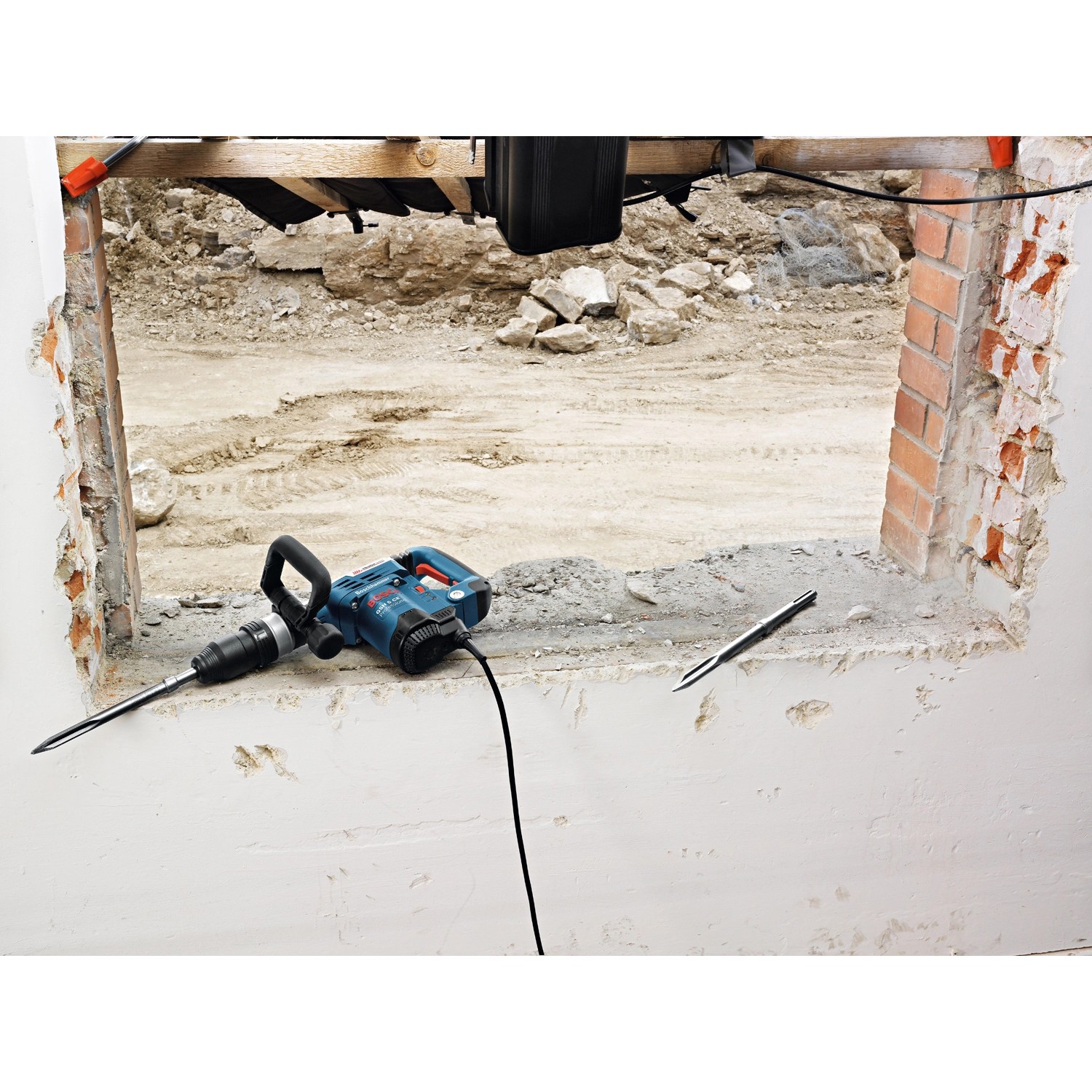 Bosch Professional Schlaghammer GSH 5 CE im Handwerkerkoffer kaufen bei OBI