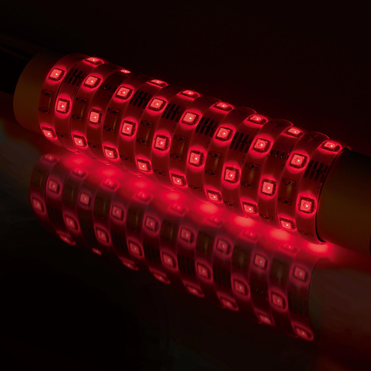 LED-Stripe 150 LEDs 24 W RGB 5 m kaufen bei OBI