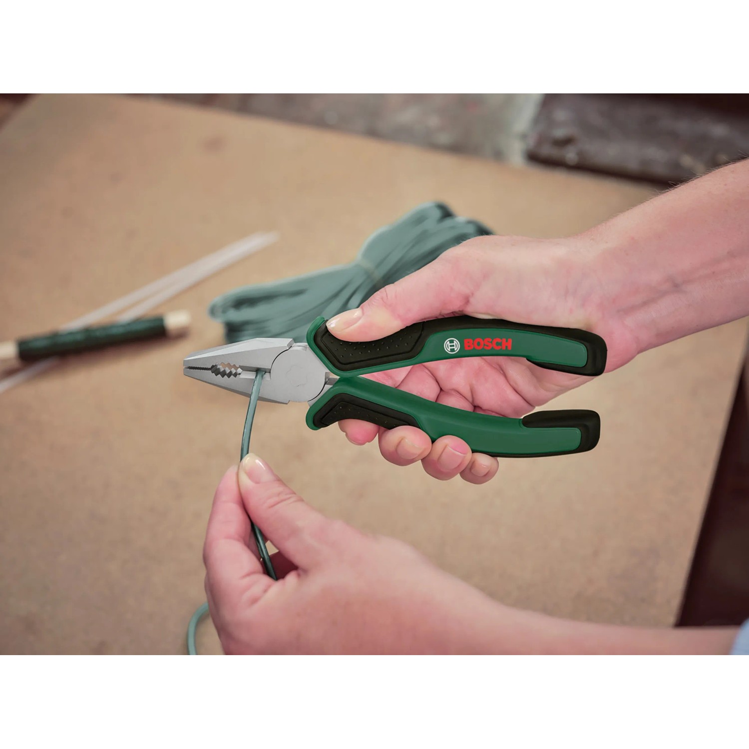 Bosch Kombinationszange 180 mm kaufen bei OBI
