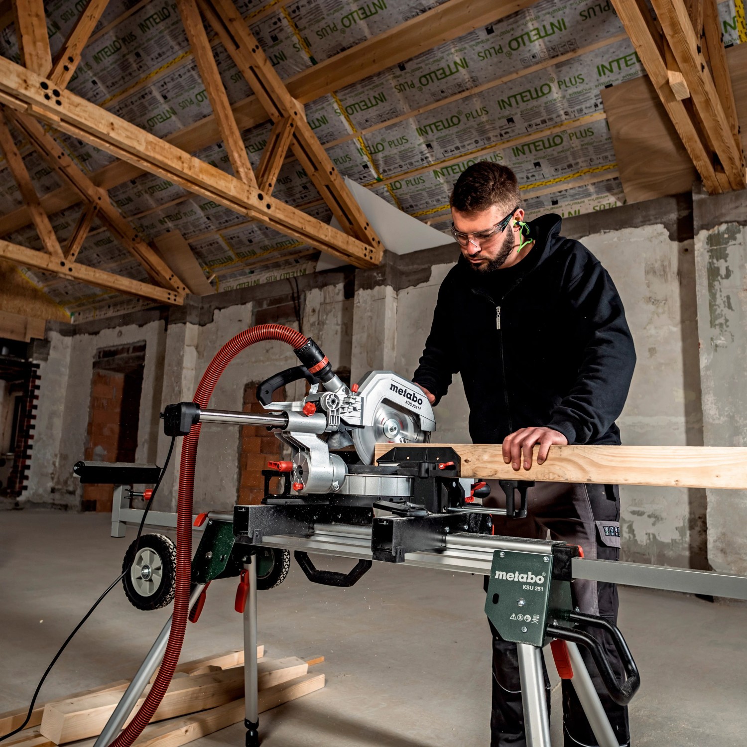 Metabo Zugsäge KGS 254 M 254 mm kaufen bei OBI