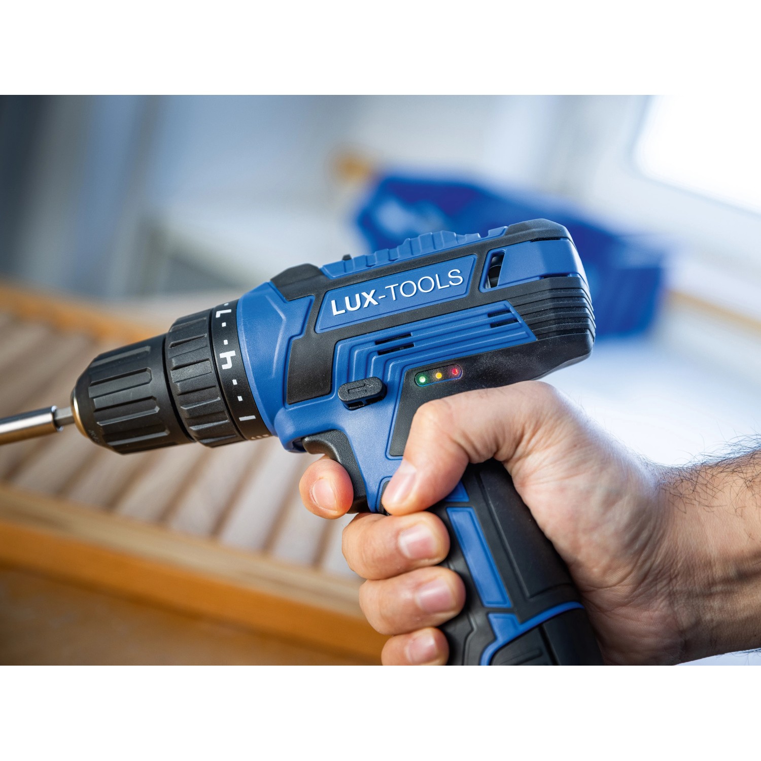 LUX-TOOLS Akku Bohrschrauber A-BS-12-23 12 V kaufen bei OBI