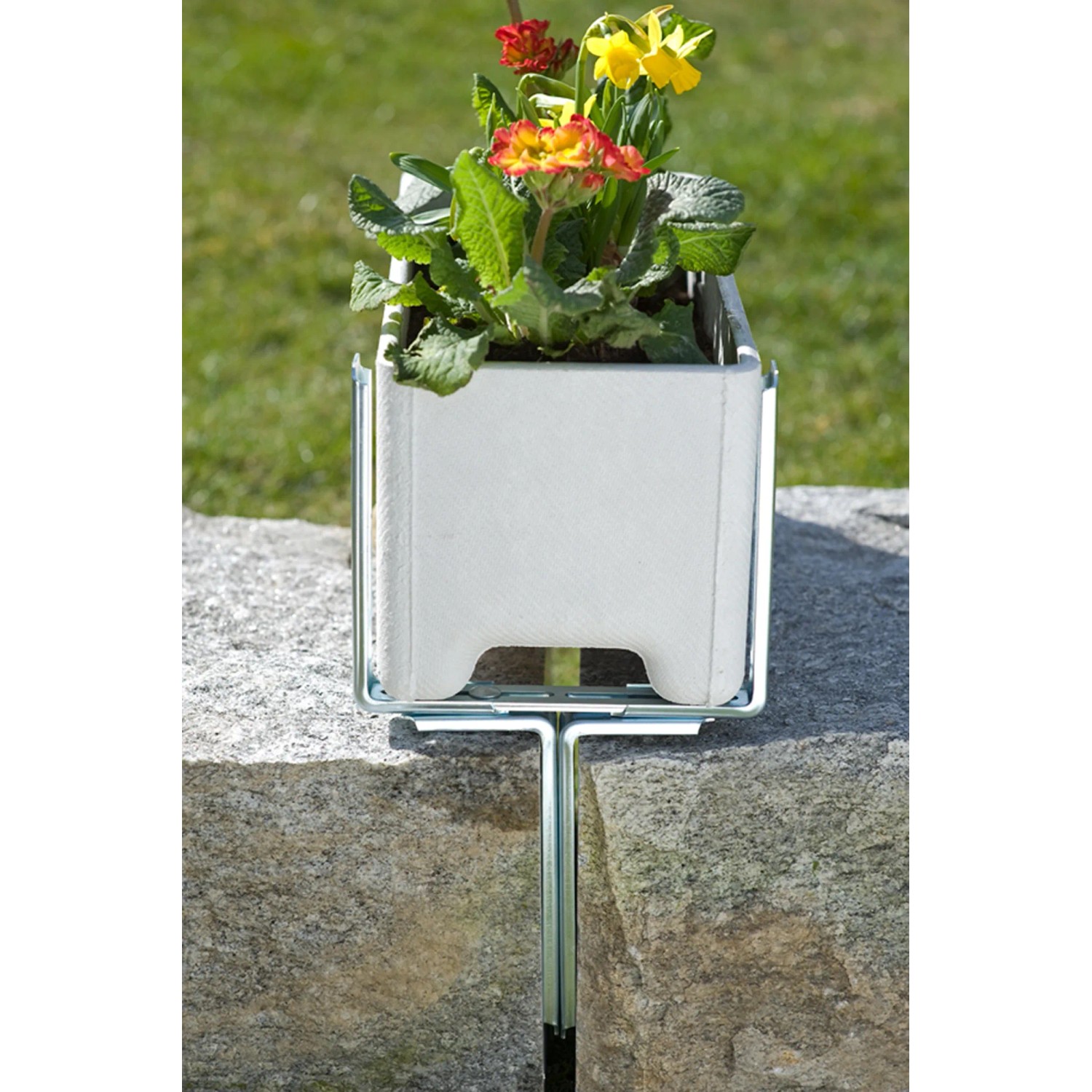 Blumenkasten Halterung Mauer