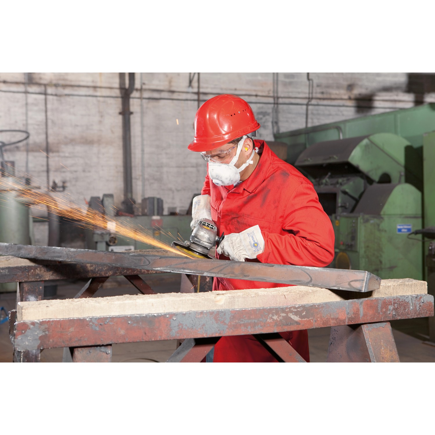 Dräger Feinstaubmaske X-plore 1330 V FFP3 mit Ventil Gr. M-L 5 Stück ...