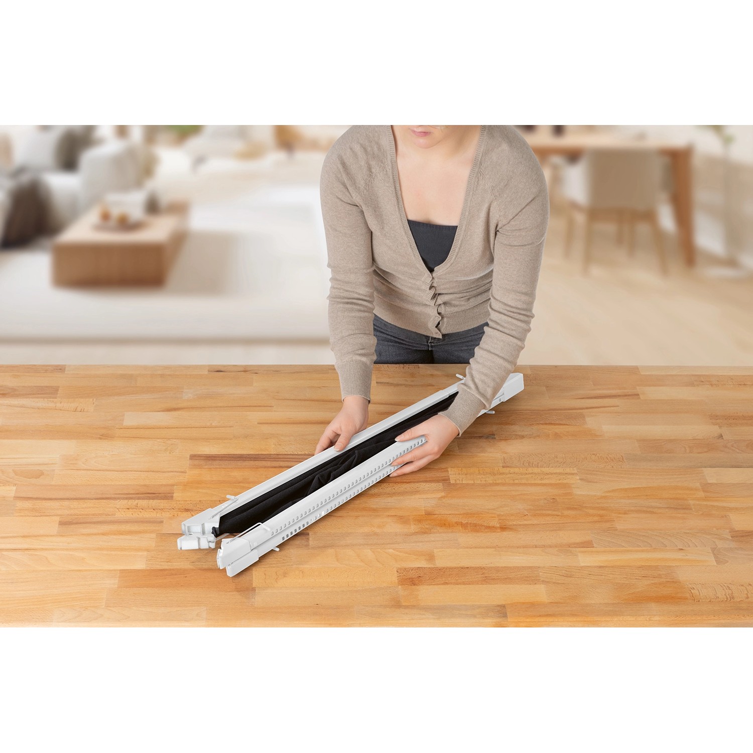 Easymaxx Fenster-Moskitonetz Magic Fit 70 cm x 80 cm - max 115 cm x 135 ...