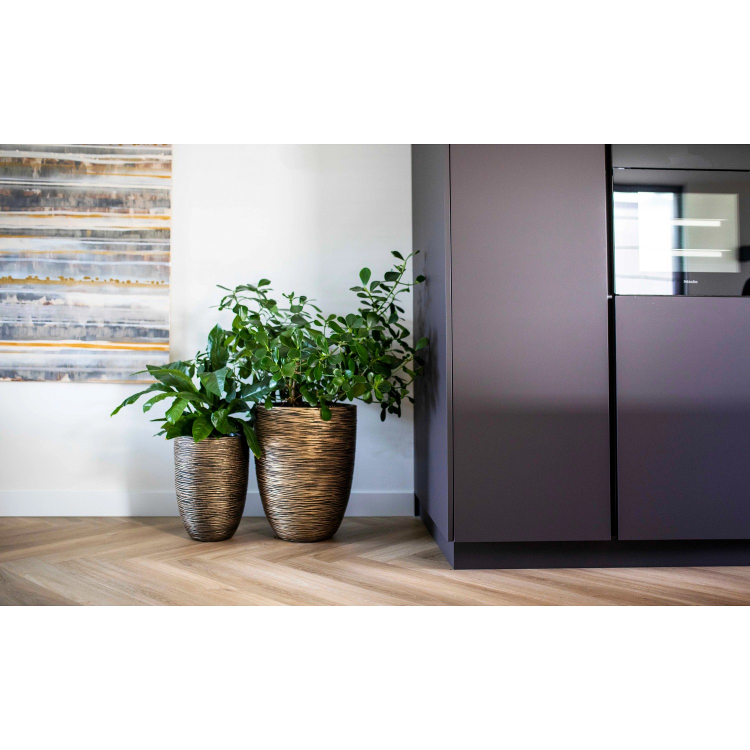 Capi Pflanzgefäß Elegant Niedrig Rib Ø 34 cm x 46 cm Gold-Schwarz ...