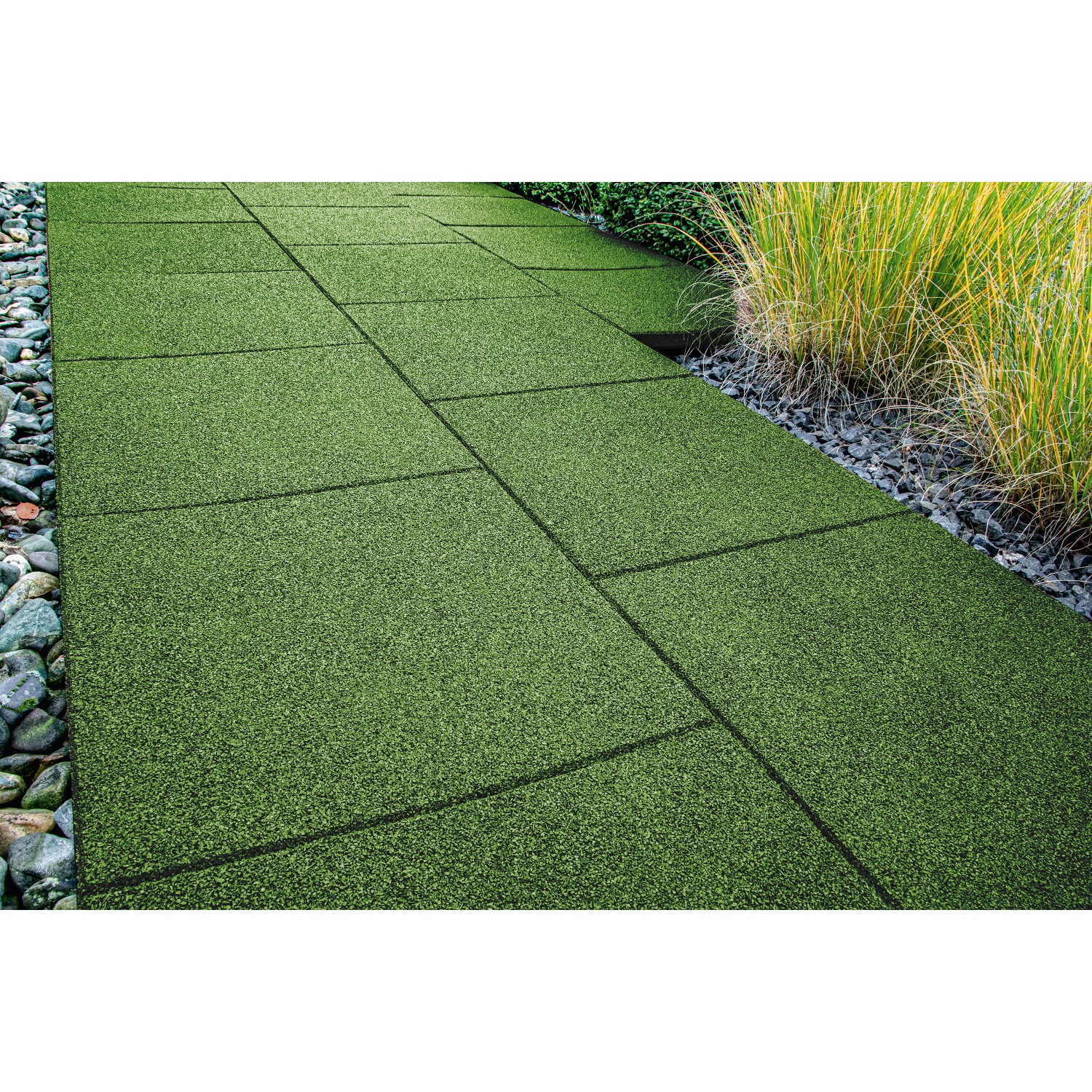 Terrasoft Fallschutzplatte 3 cm Grün 1 m² Paket kaufen bei OBI